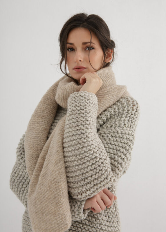 An amazing scarf knitting pattern – Through the Stitch