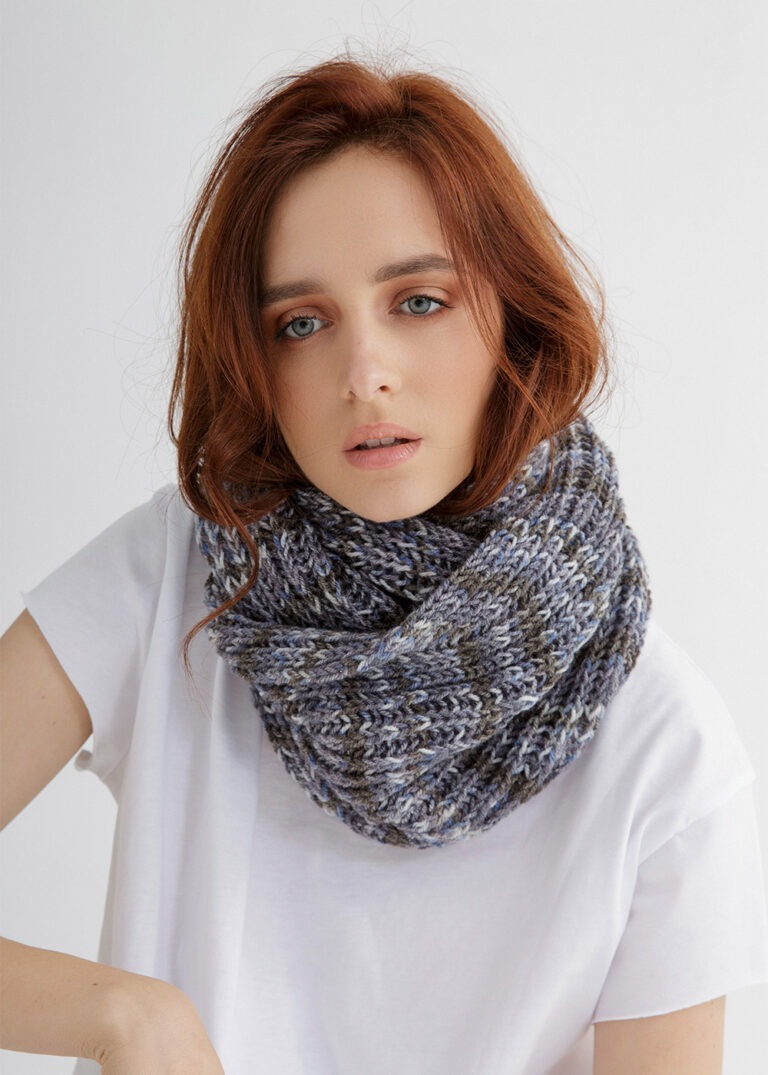 An amazing scarf knitting pattern – Through the Stitch