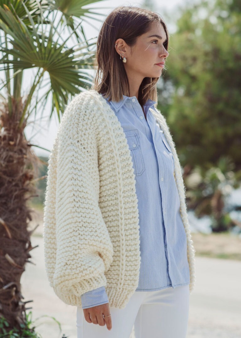 Cardigan knitting pattern – Through the Stitch