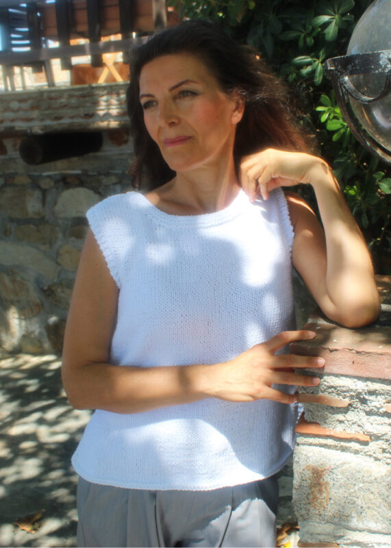 An easy lace top knitted pattern – Through the Stitch